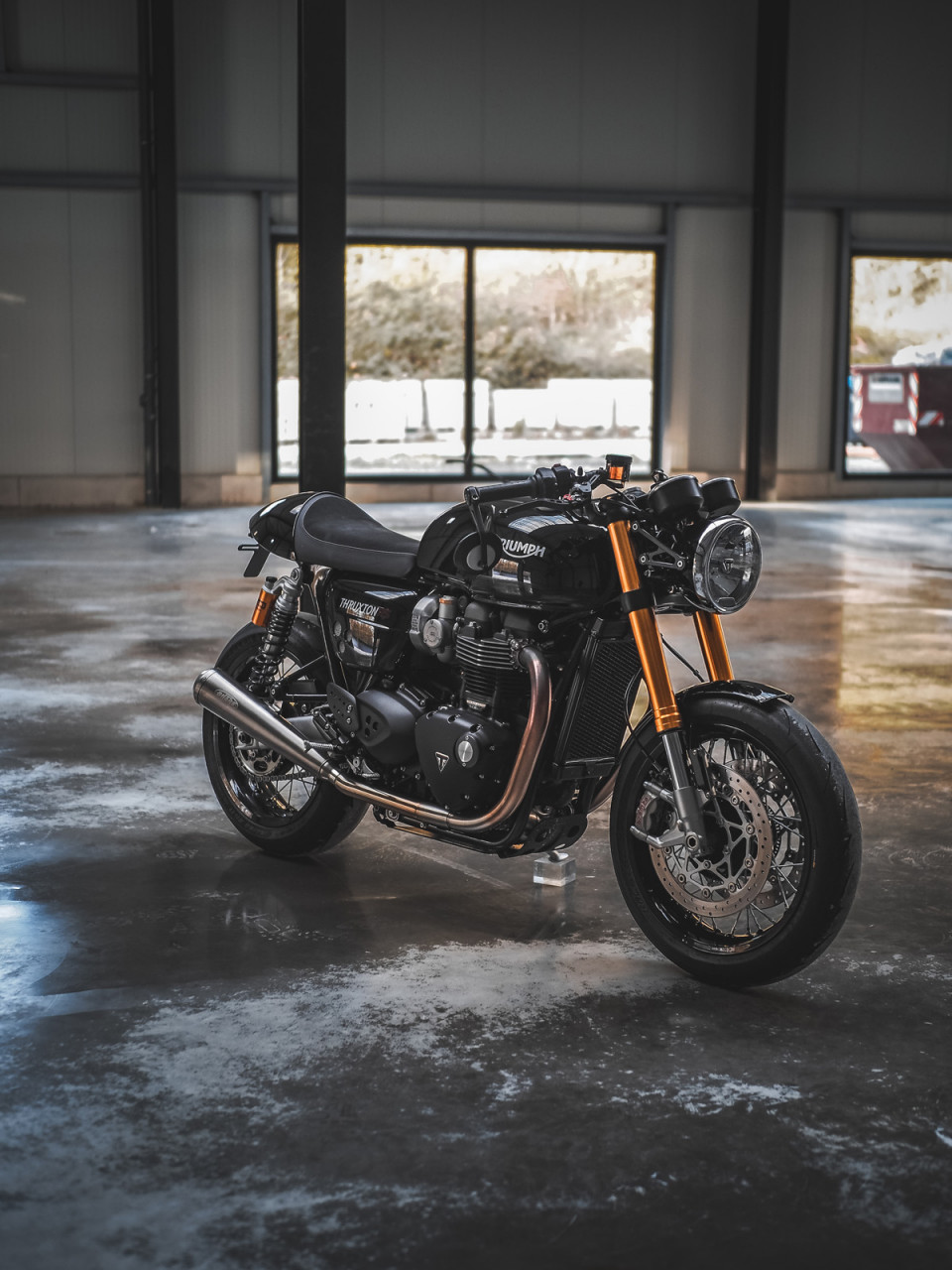 Aluminium front wing for Triumph Thruxton 1200 R / RS / TFC - slim cafe ...