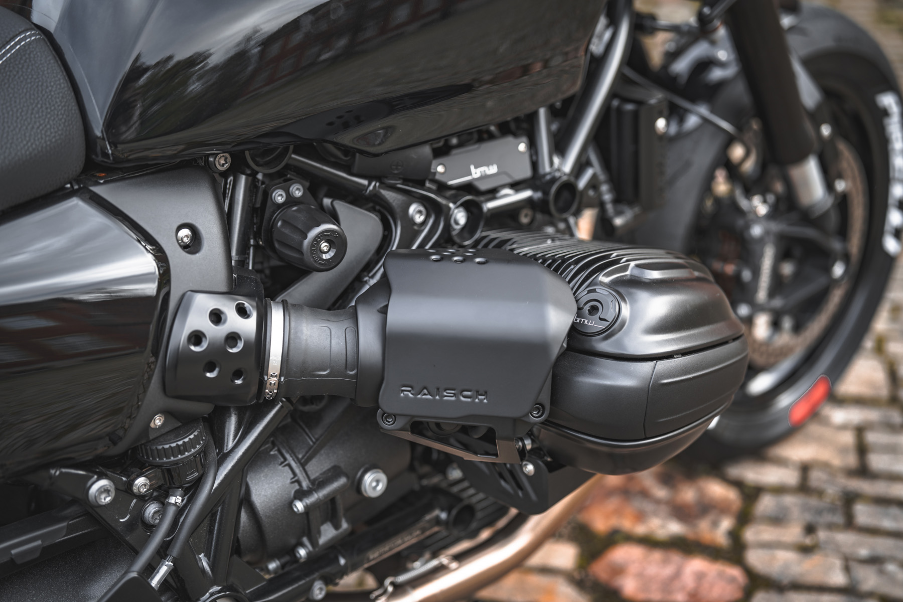 Injection manifolds / throttle valve covers for BMW R12 & R nineT Euro 5