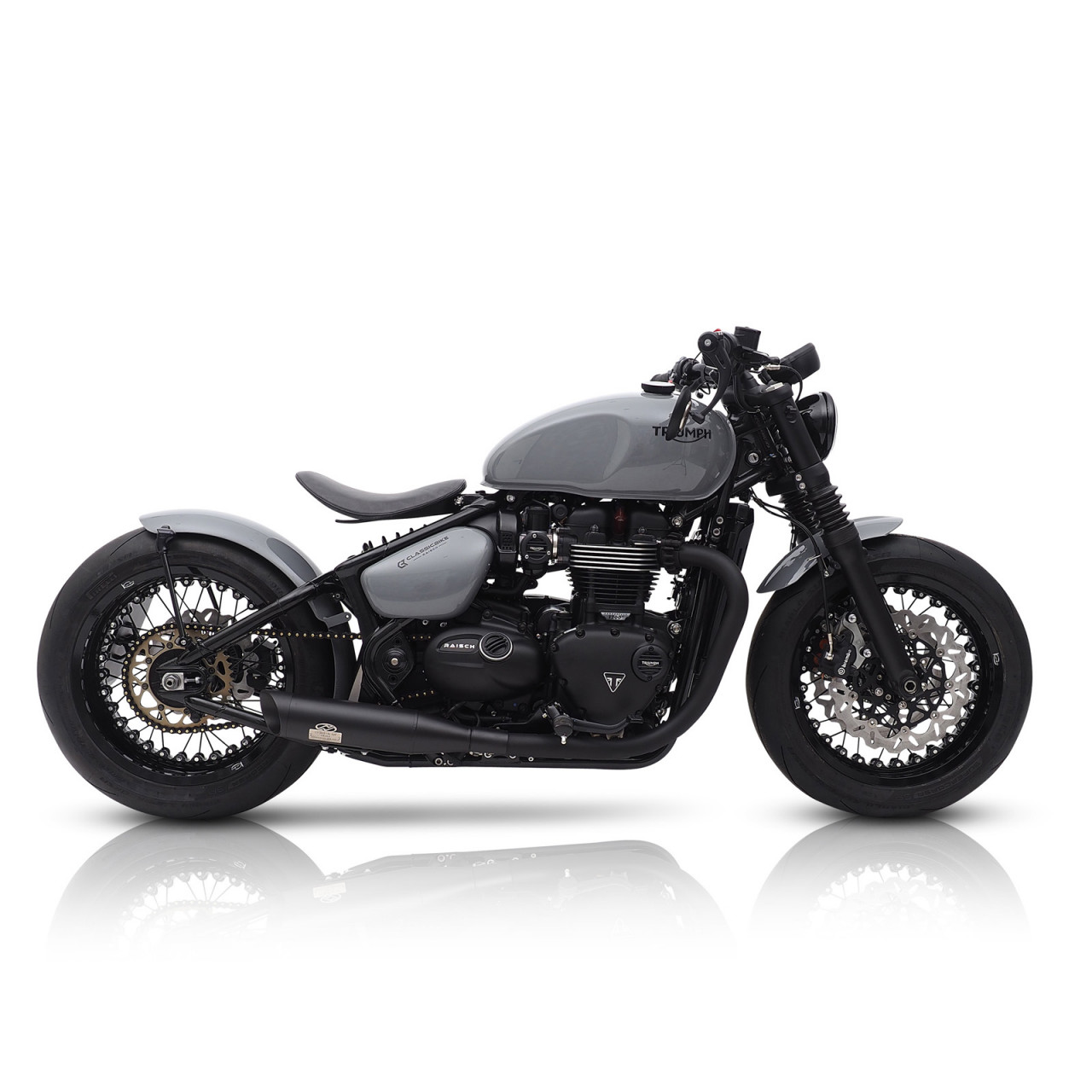 Triumph Bobber Short Rear Fender - short rear with LED indicators/rear ...
